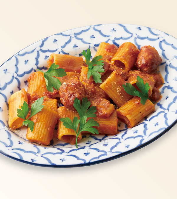Rigatoni with Sausages ＆ Tomato Sauce | HUB | 82ALE HOUSE